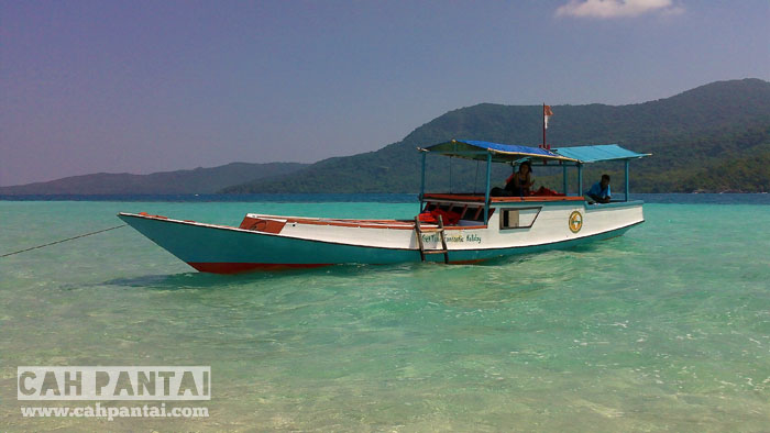 Gosong Seloka, Kolam Renang di Tengah Laut – Cah Pantai